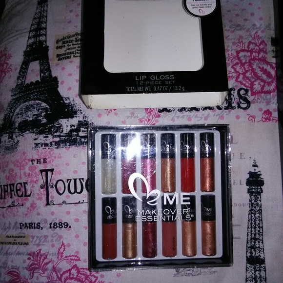 ME Makeover Essentials | Makeup | Me Makeover Essentials Makeup Lot ...